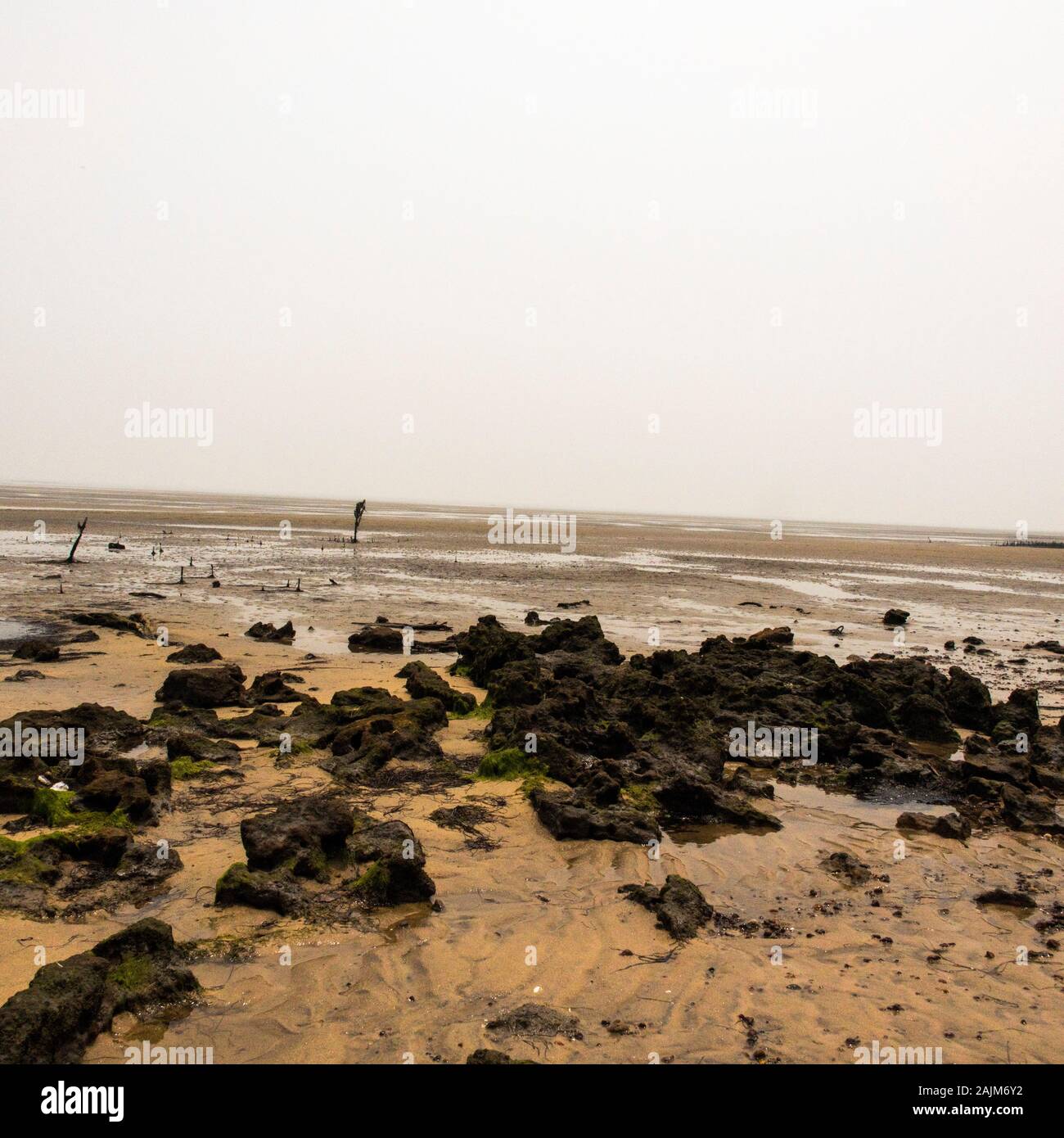 Smokey sky hi-res stock photography and images - Alamy
