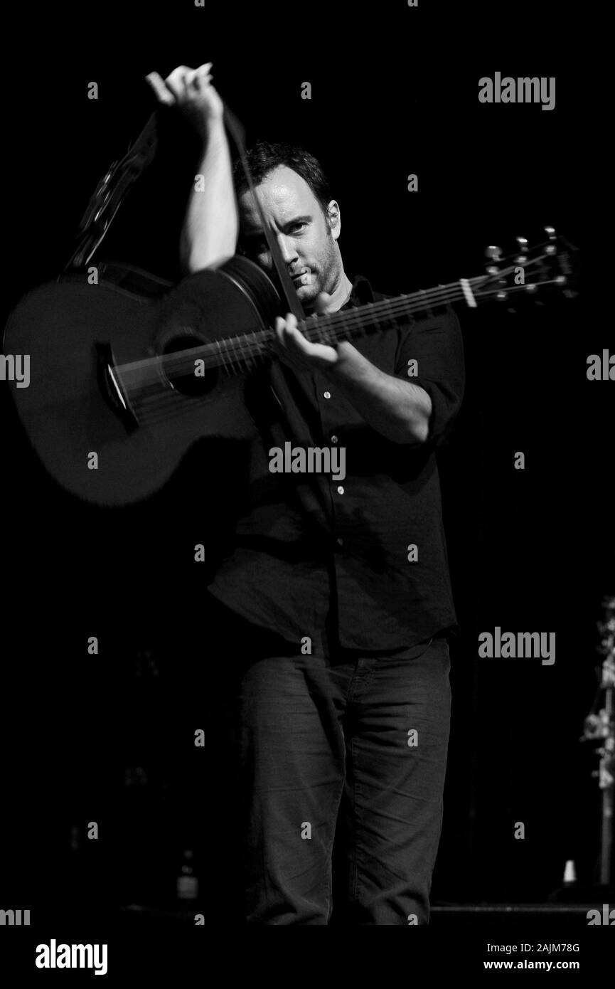 February 2010 Black and White Stock Photos & Images - Alamy