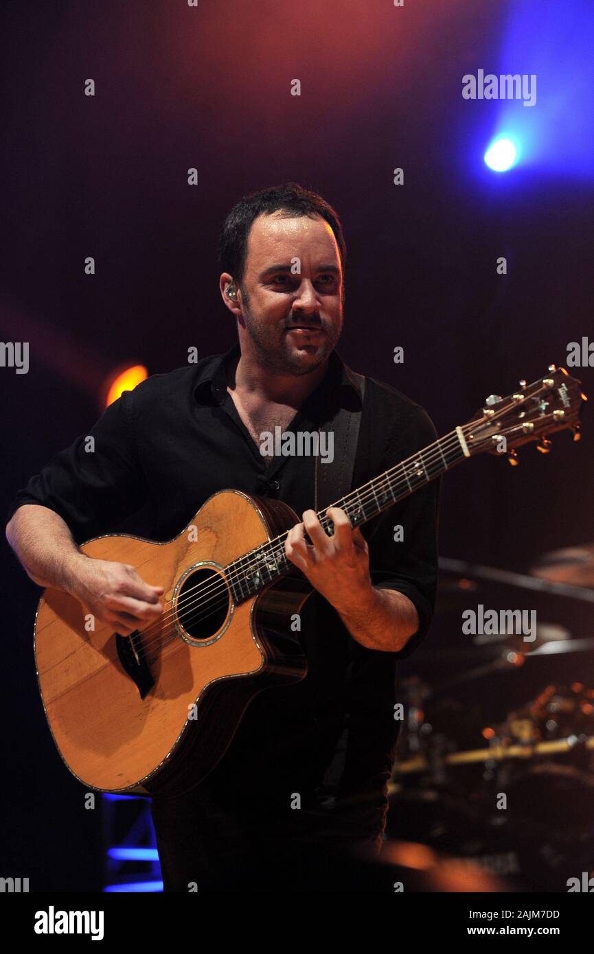 Dave Matthews Concert High Resolution Stock Photography and Images - Alamy