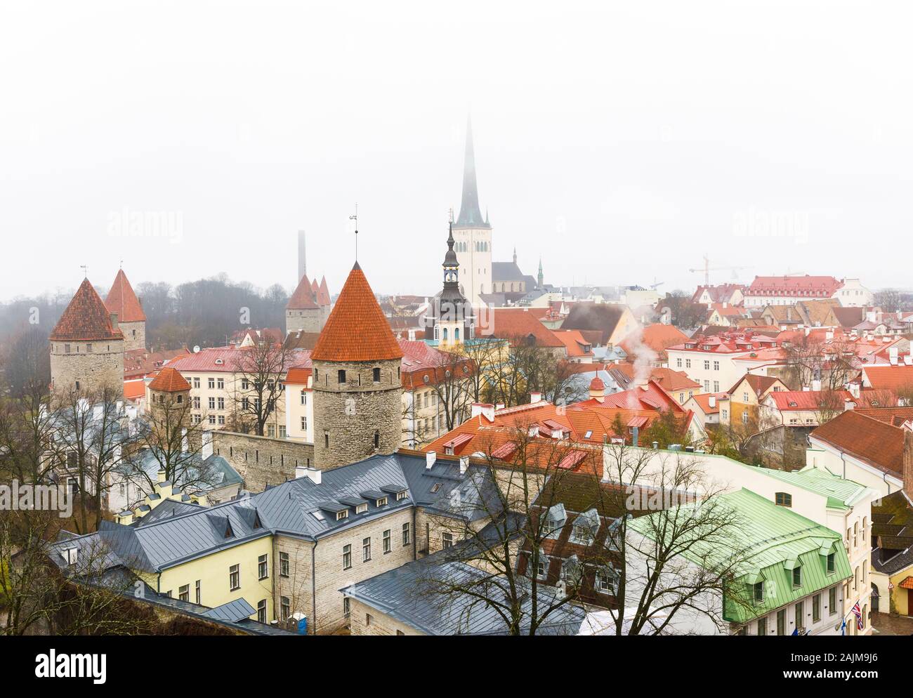 Old town tallinn night hi-res stock photography and images - Alamy