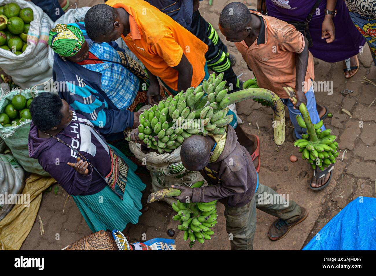 Fruit market kigali rwanda africa hi-res stock photography and images ...