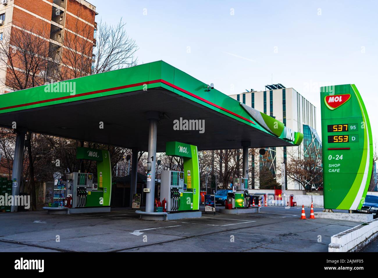 Largest fuel retailer hi-res stock photography and images - Alamy