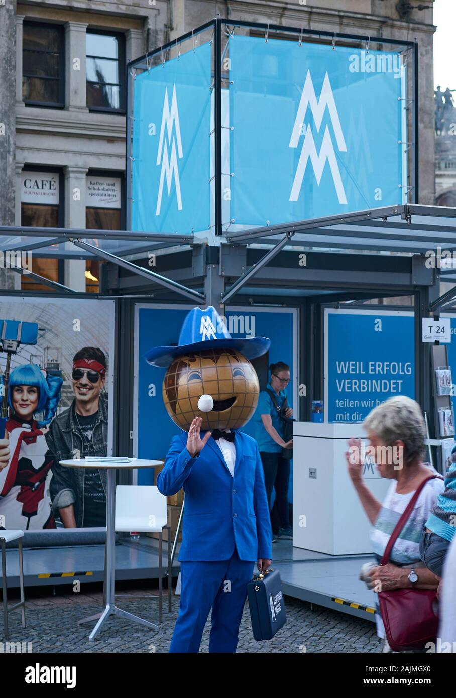 Exaggerated costume hi-res stock photography and images - Alamy