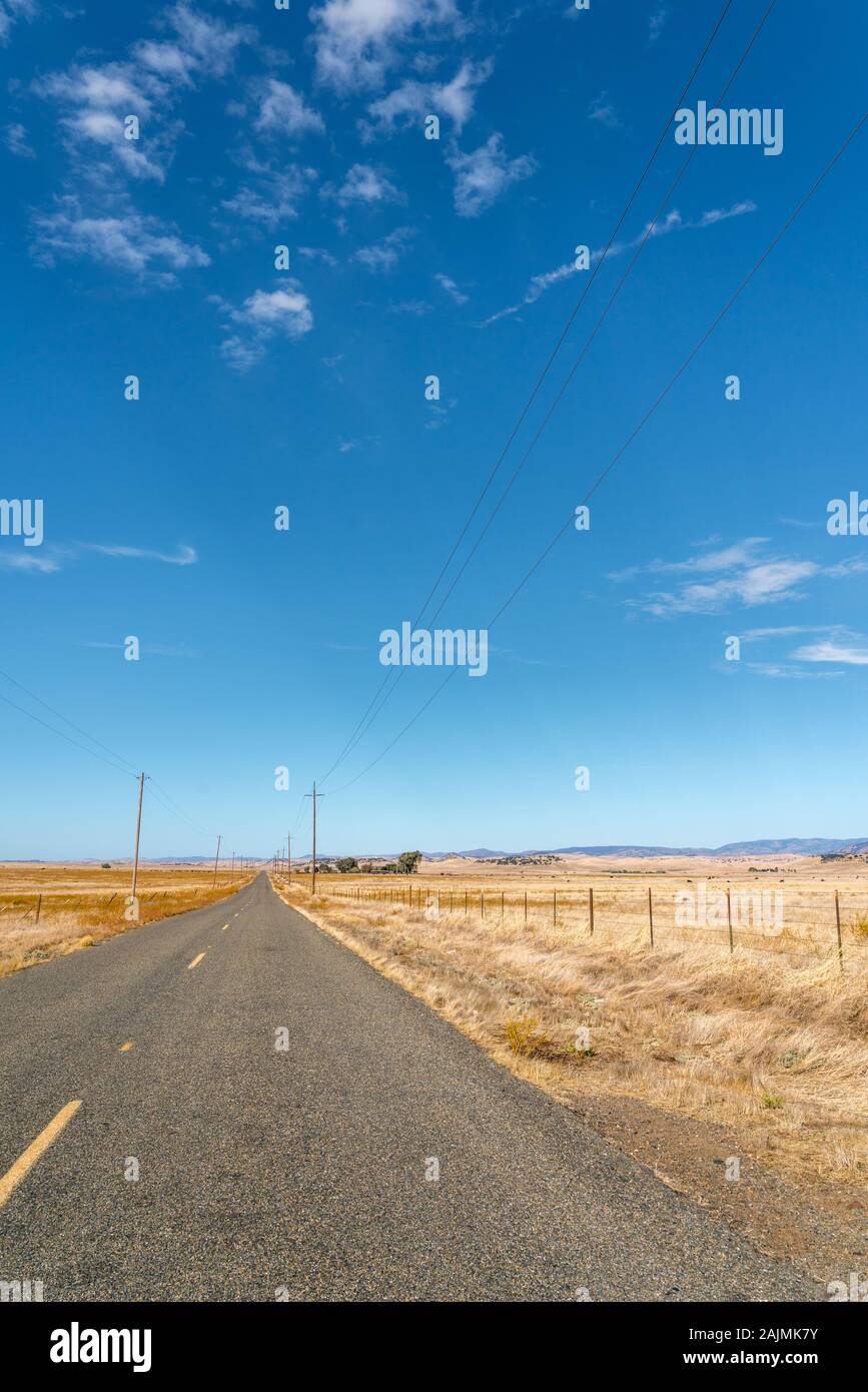 Portrait two lane highway hi-res stock photography and images - Alamy