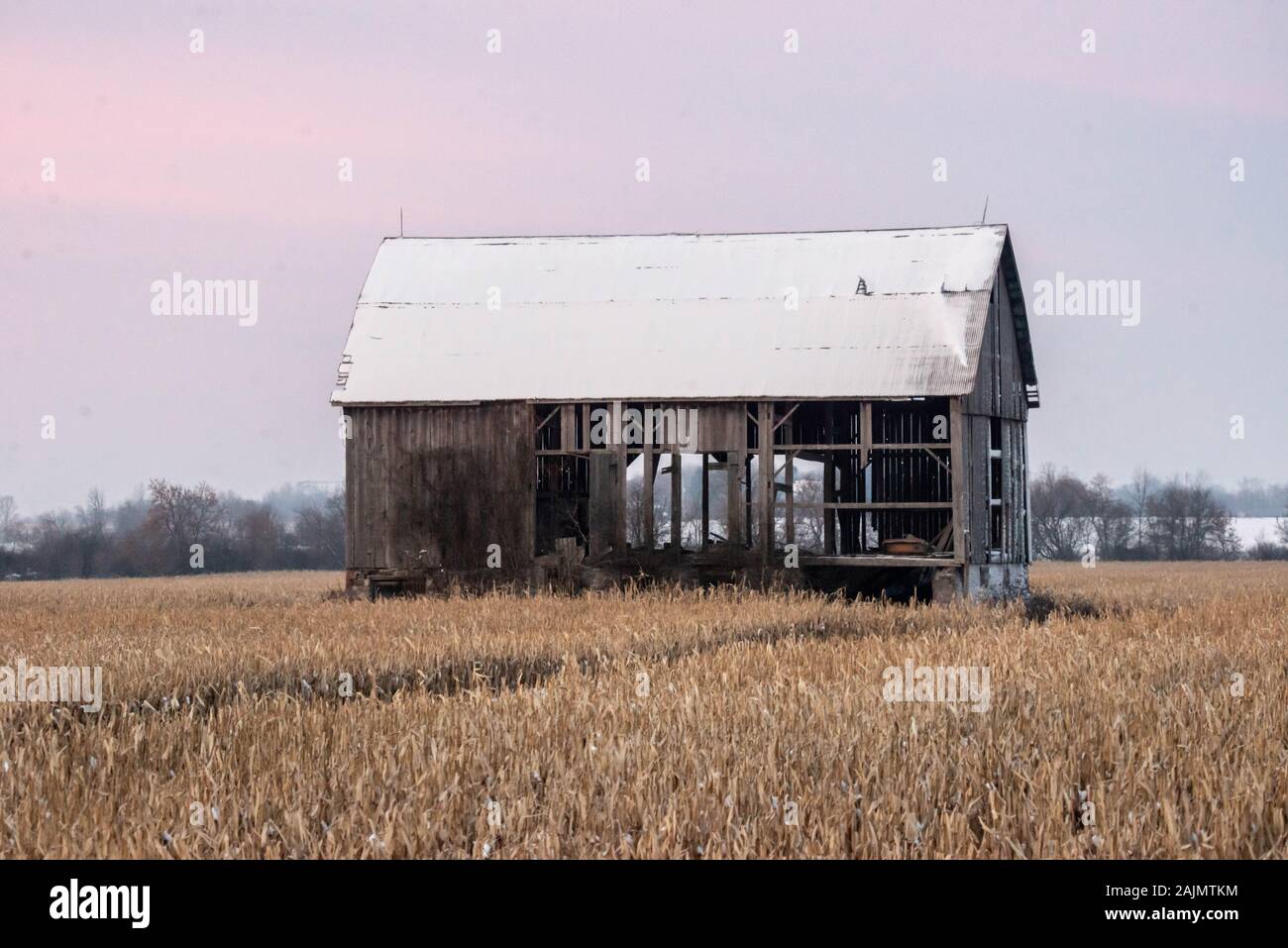 Barns and Sunrise On The Farm Field Stock Photo - Alamy