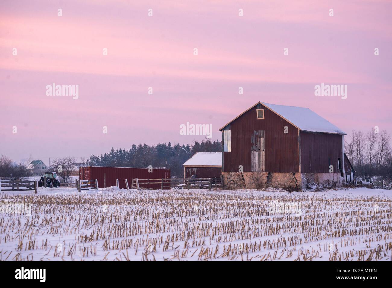 Rural country barns hi-res stock photography and images - Alamy