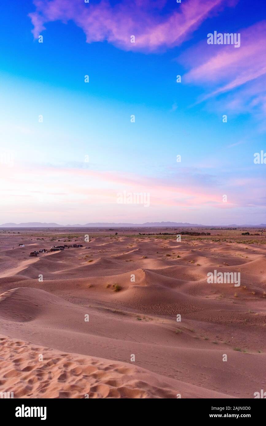Sunset Landscape of Tinfou Dunes, Zagora, Sahara, Morocco. Vertical ...