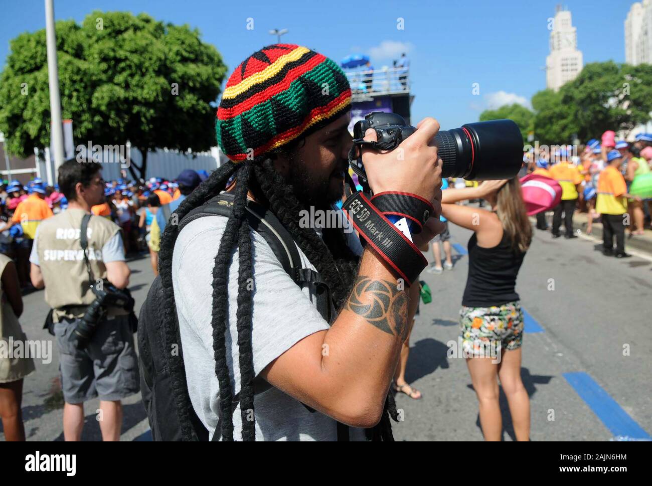Rio carnival rio de janeiro hi-res stock photography and images - Alamy