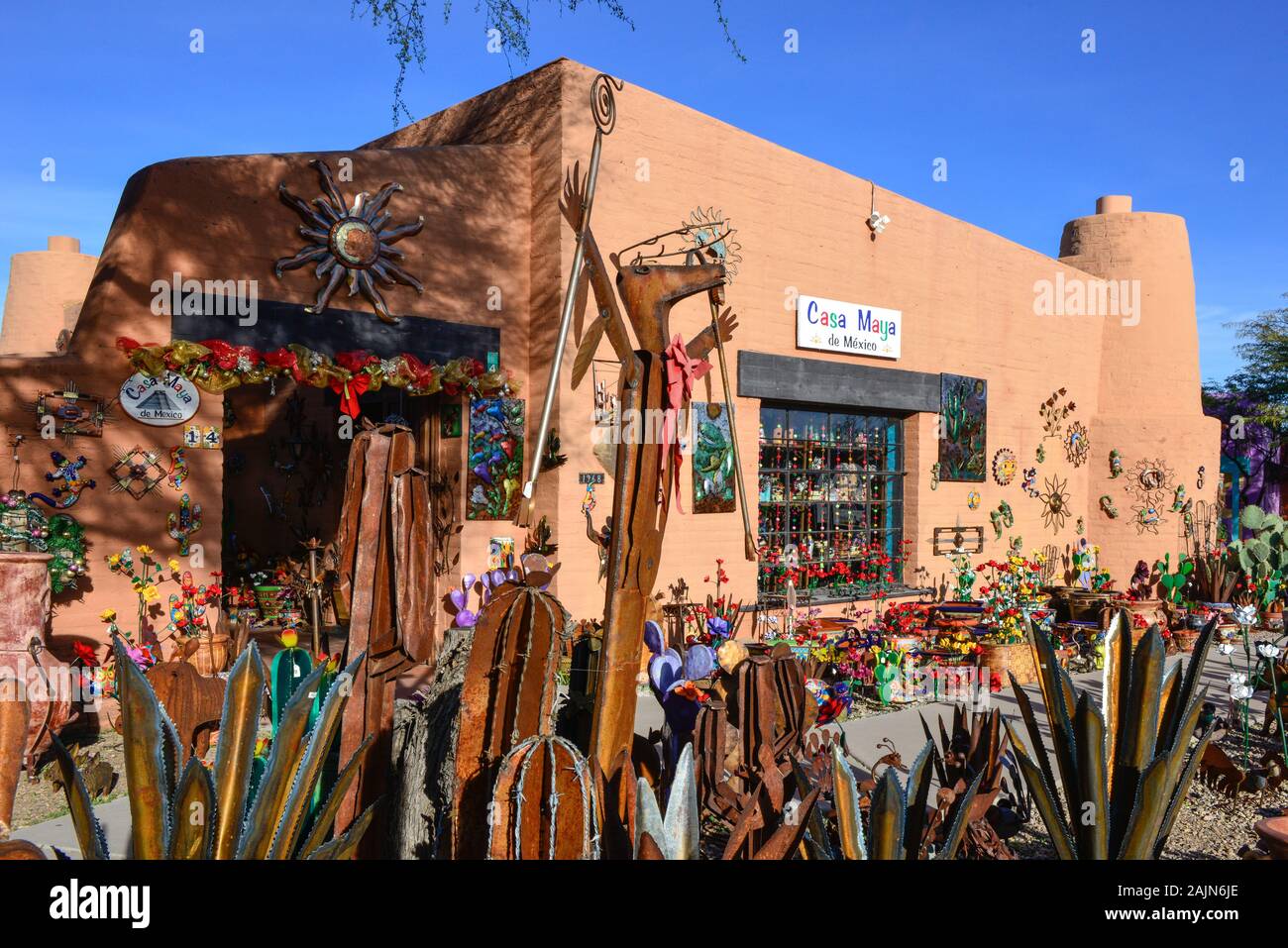 Mexican feature architecture hi-res stock photography and images - Alamy