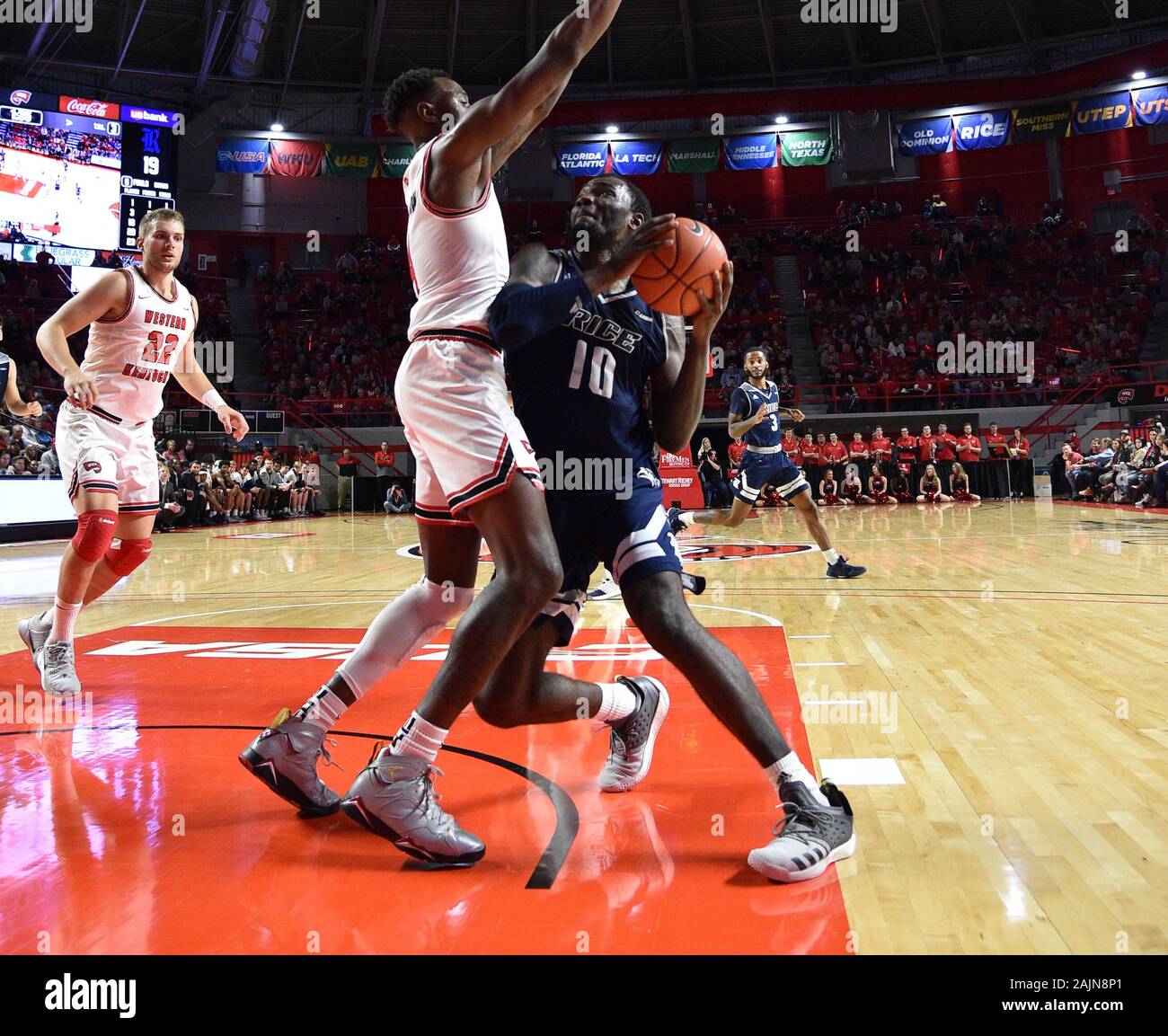 Martin horton bowling hi-res stock photography and images - Alamy