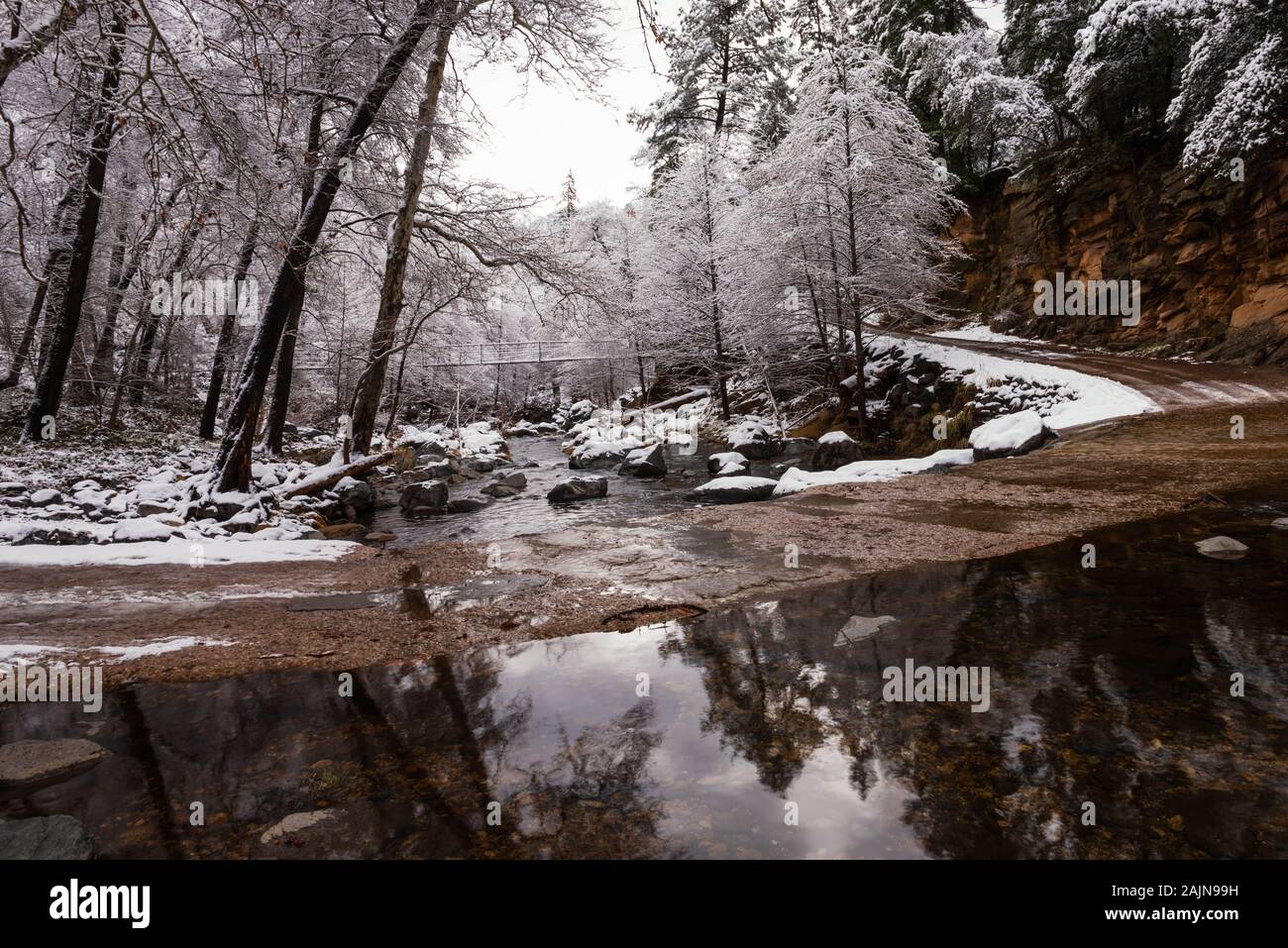 Winter scene of Oak Creek Canyon Banjo Bill Picnic Site on a snowy day ...