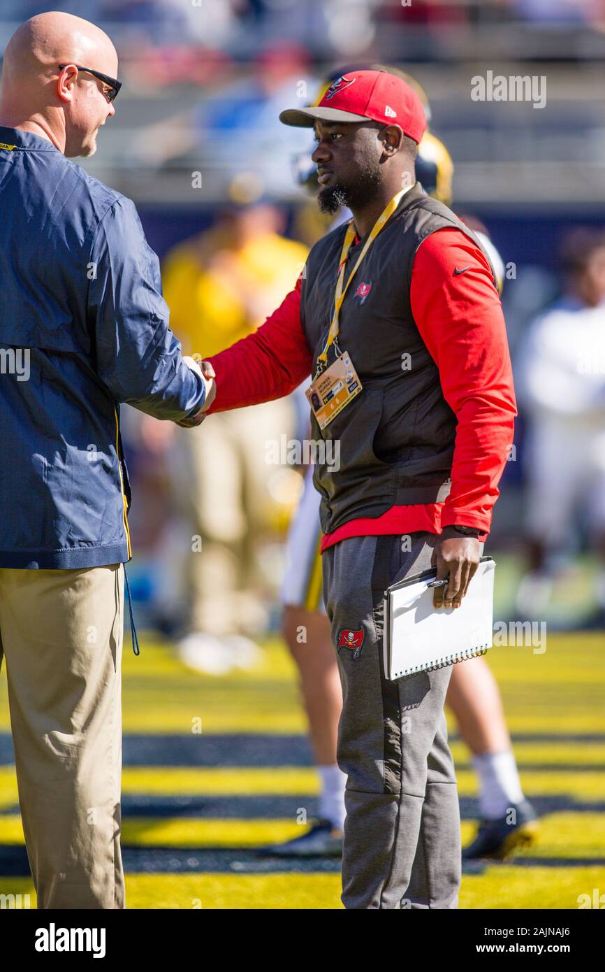 Press your luck game hi-res stock photography and images - Alamy