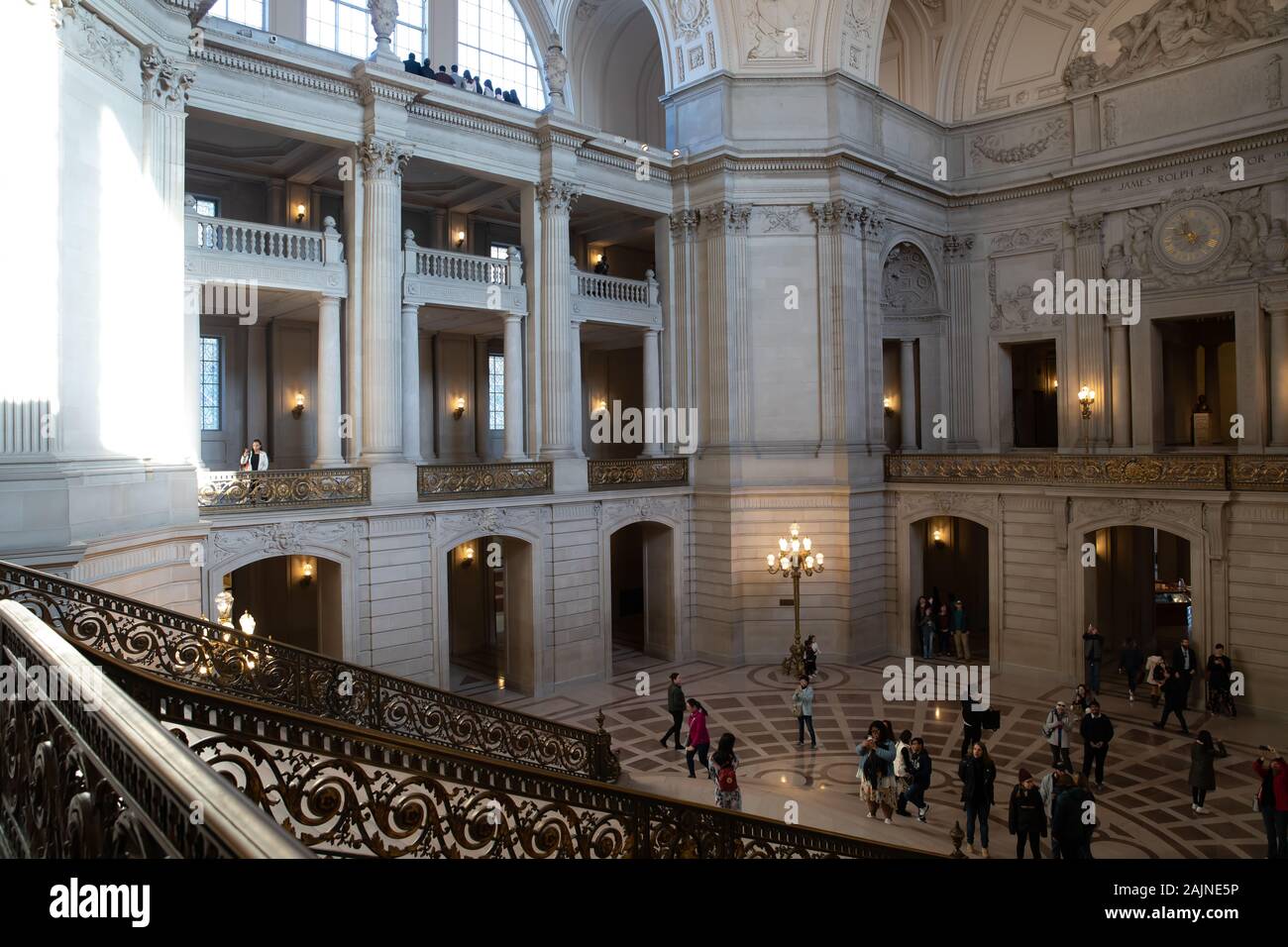 San francisco city hall interior hi-res stock photography and images ...