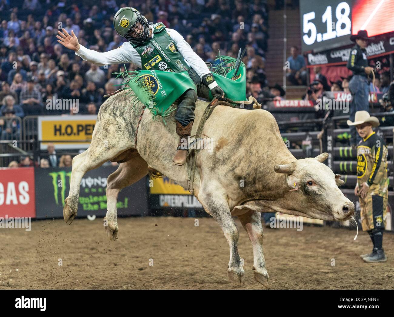 New York, NY - January 4, 2020: Daylon Swearingen rides bull during ...