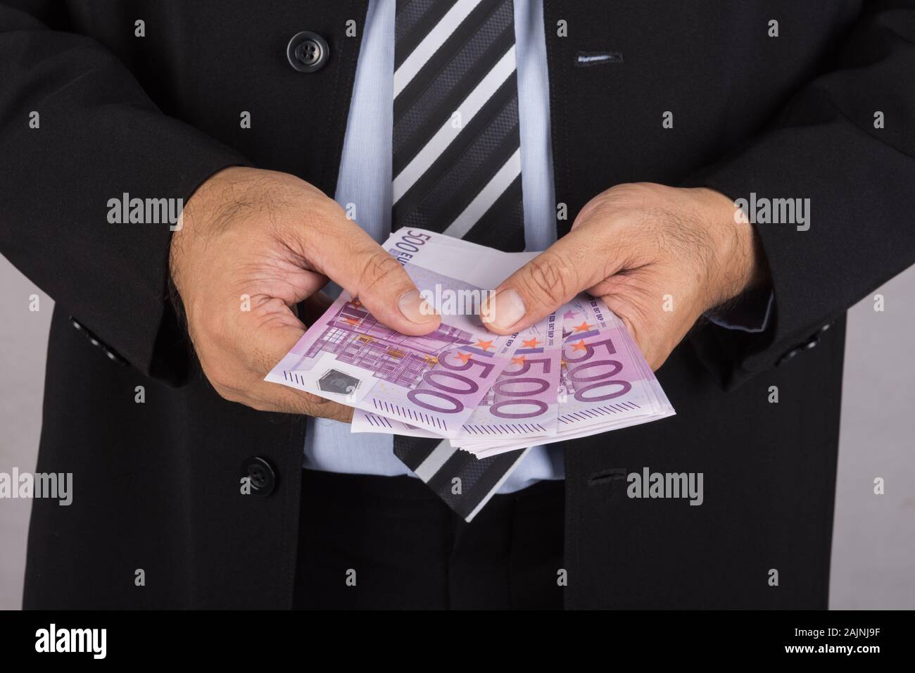Count money hi-res stock photography and images - Alamy