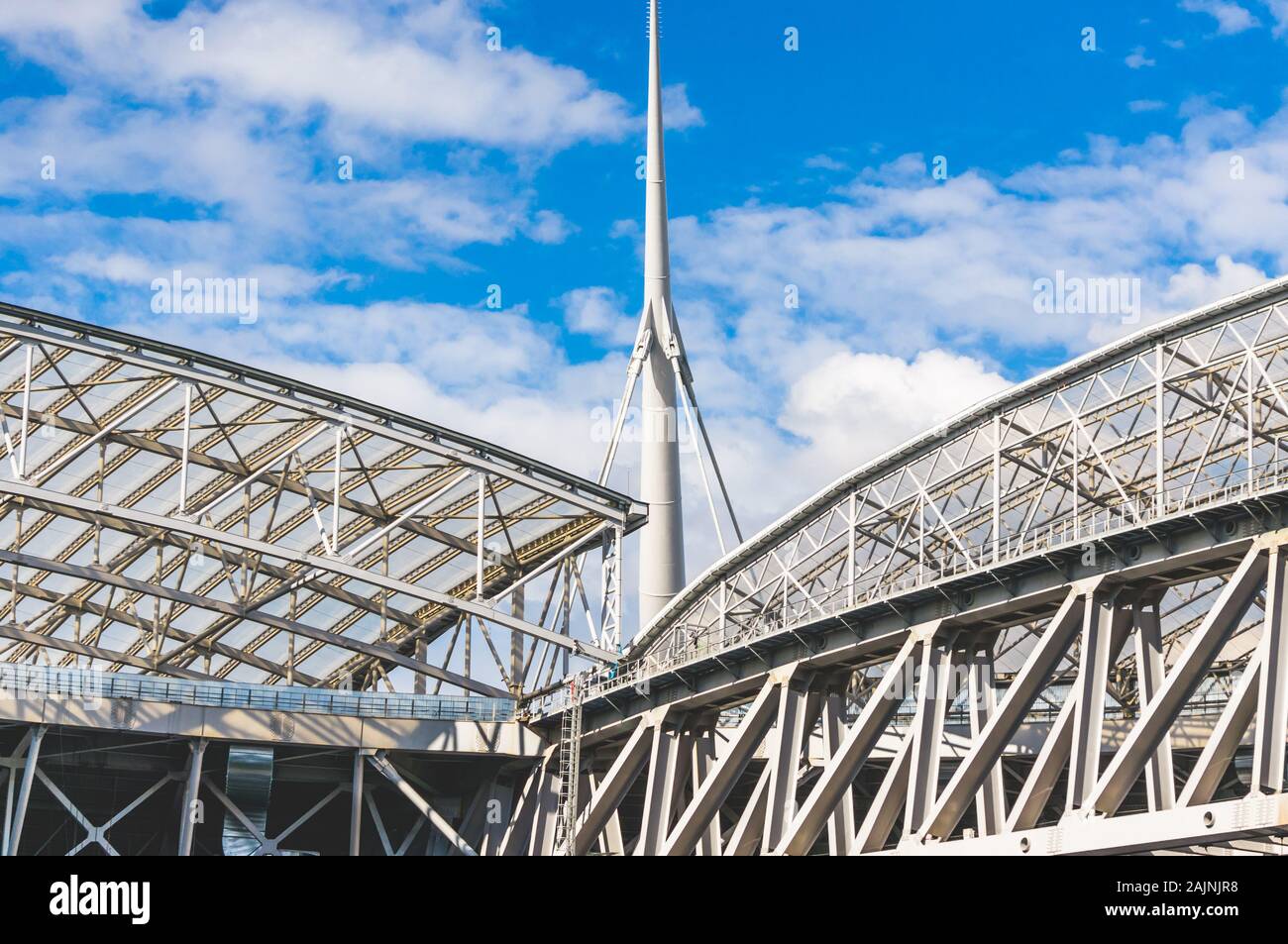 Arena roof hi-res stock photography and images - Alamy