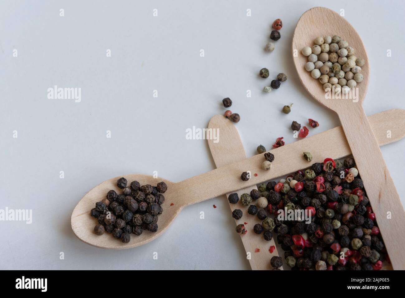 MIx of pepper seeds, spicy and condiment ingredients Stock Photo - Alamy