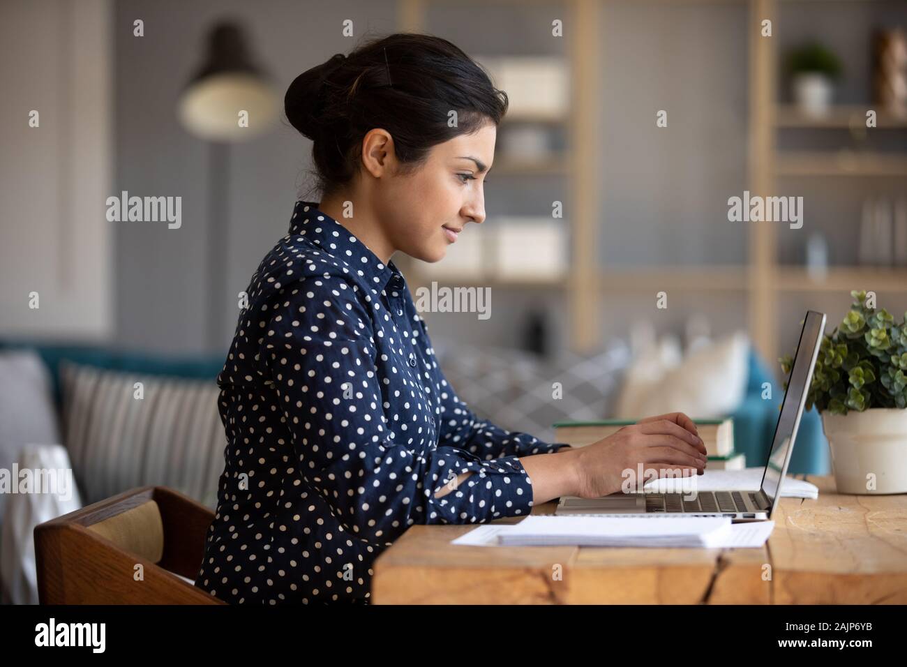 Indian college girl class hi-res stock photography and images - Alamy