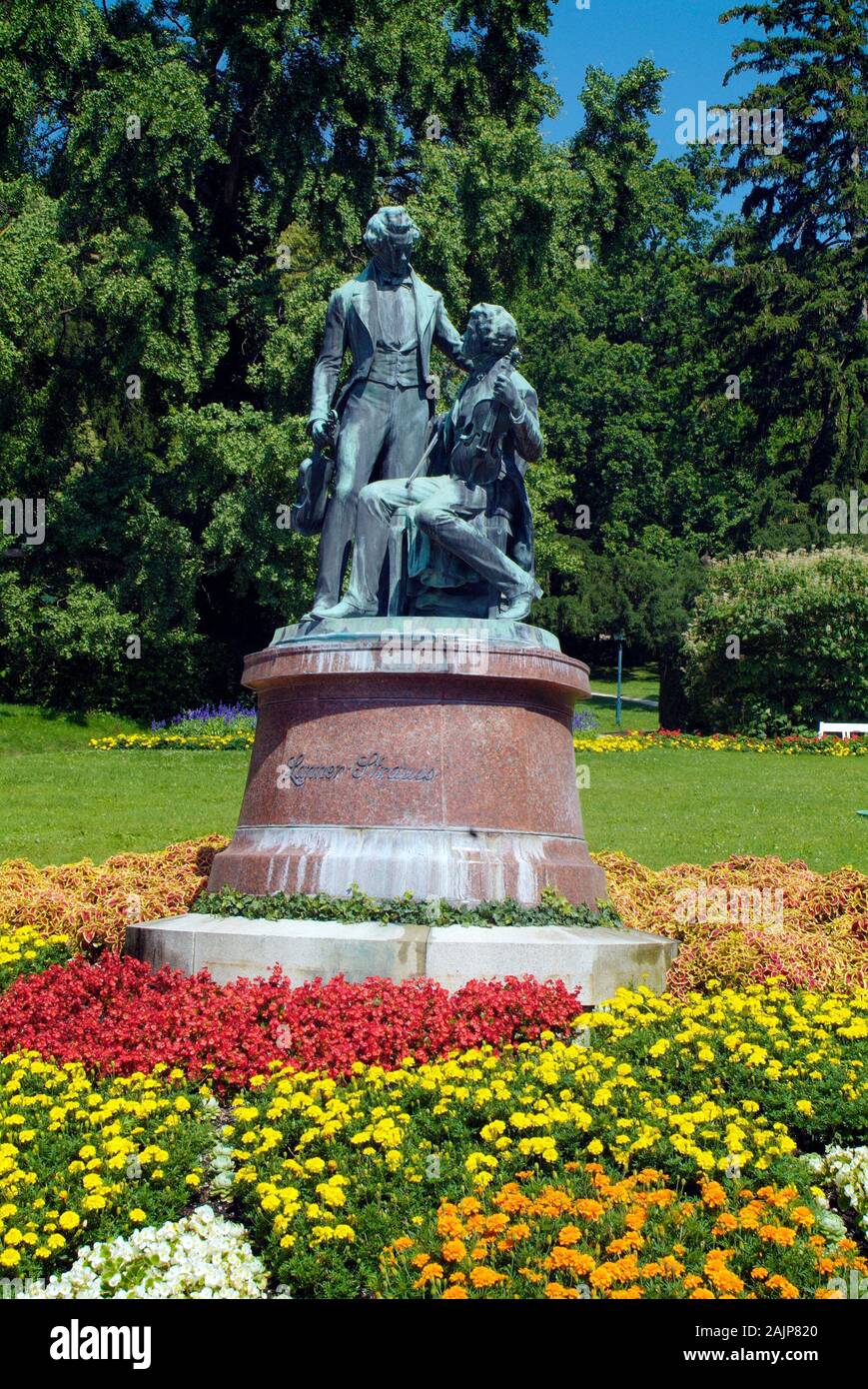 Johann strauss memorial wien hi-res stock photography and images - Alamy