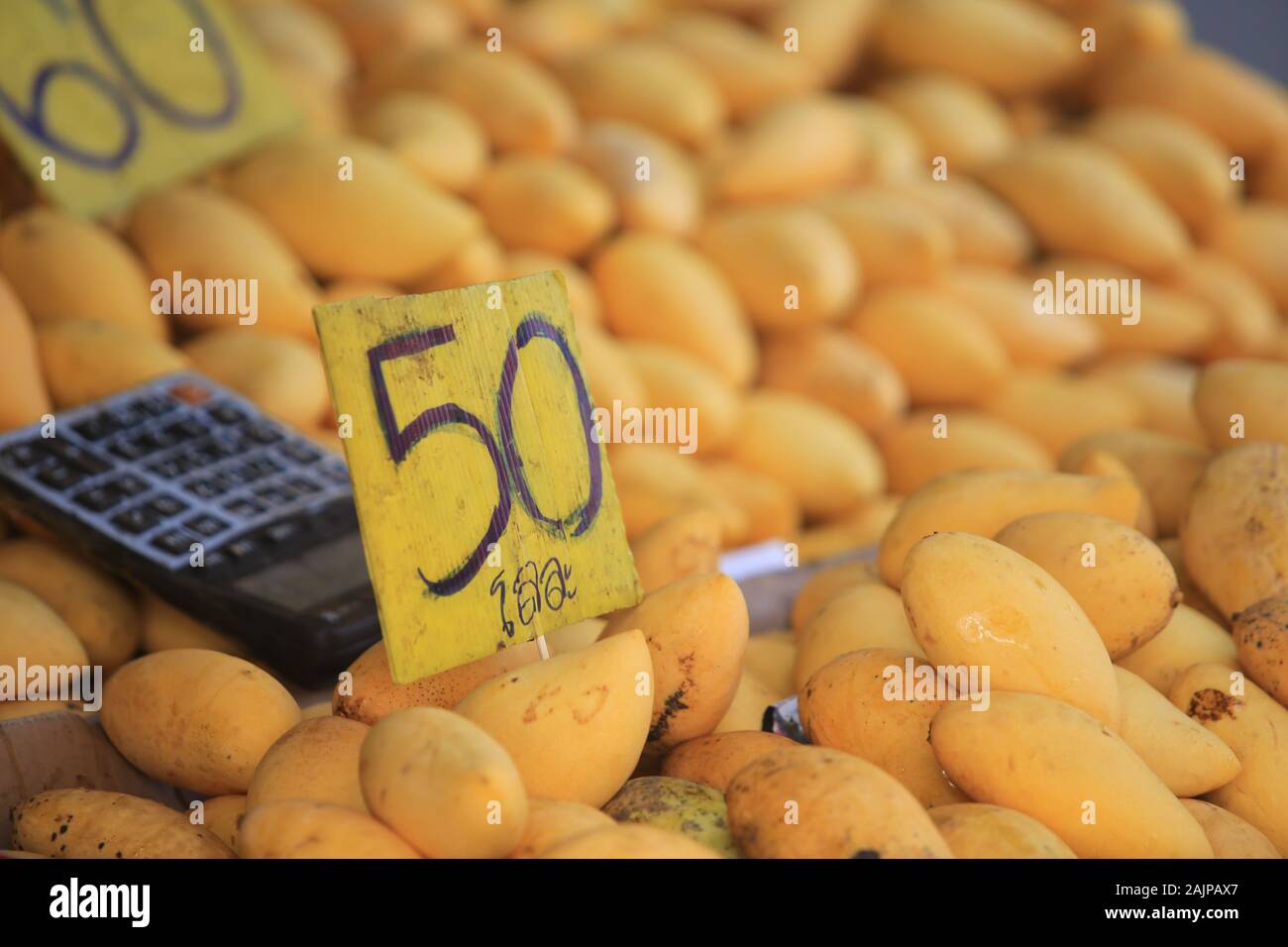 Count mango hi-res stock photography and images - Alamy