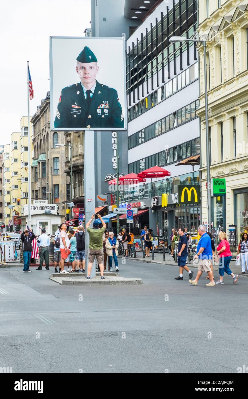 visitors at checkpoint charlie Stock Photo - Alamy