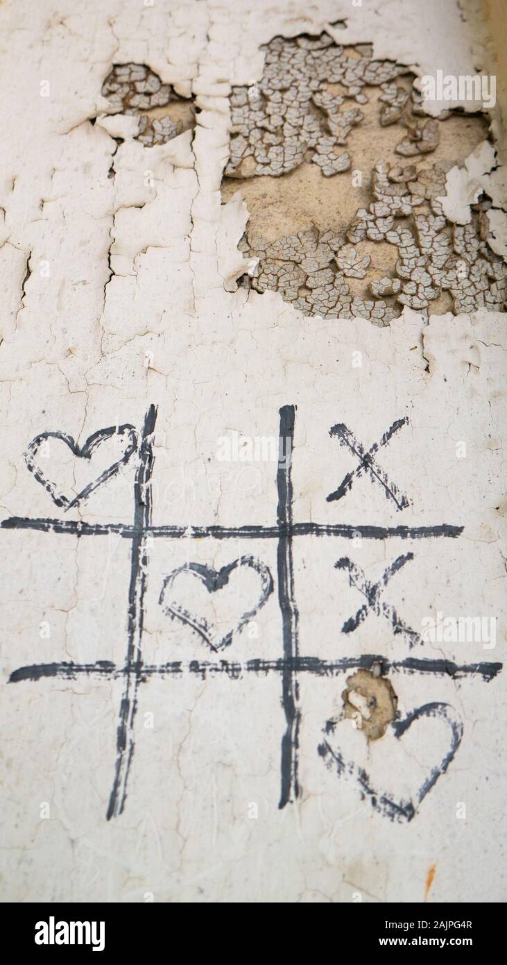 Simple game - X-O game. Hand drawn tic-tac-toe elements. Love graphite ...