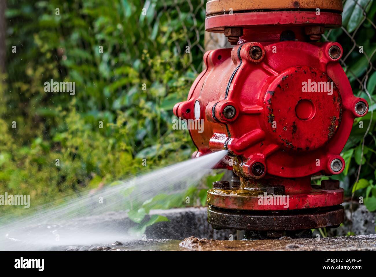 Leaking system hi-res stock photography and images - Alamy