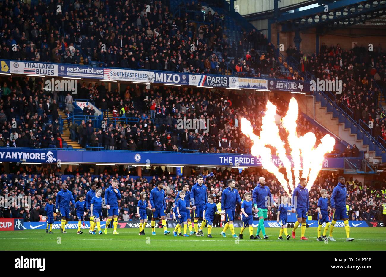 Chelsea players walk out ahead of the FA Cup third round match at ...