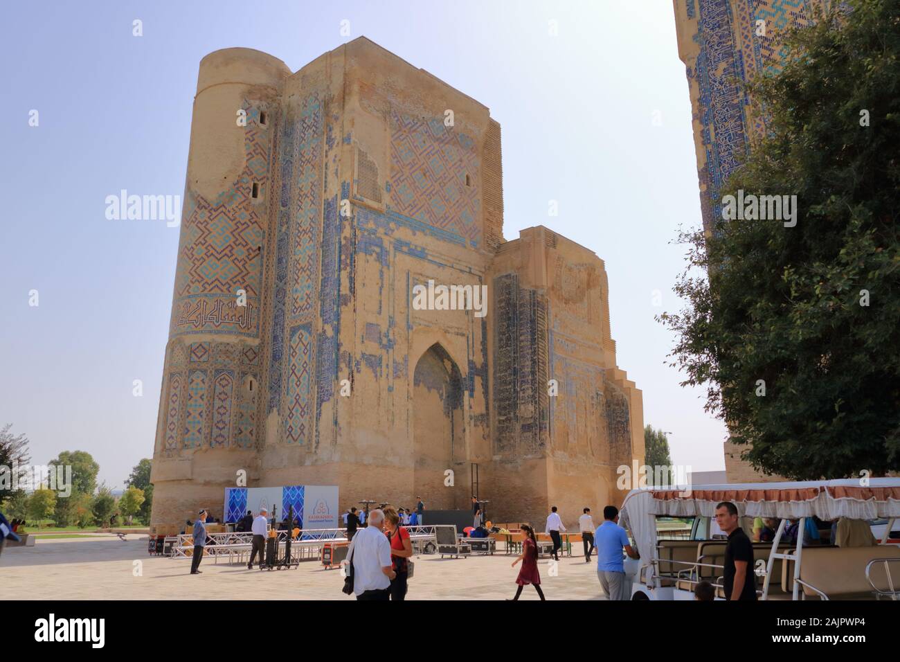 September 26 2019 - Shahrisabz, Uzbekistan: The gigantic portal of Ak ...