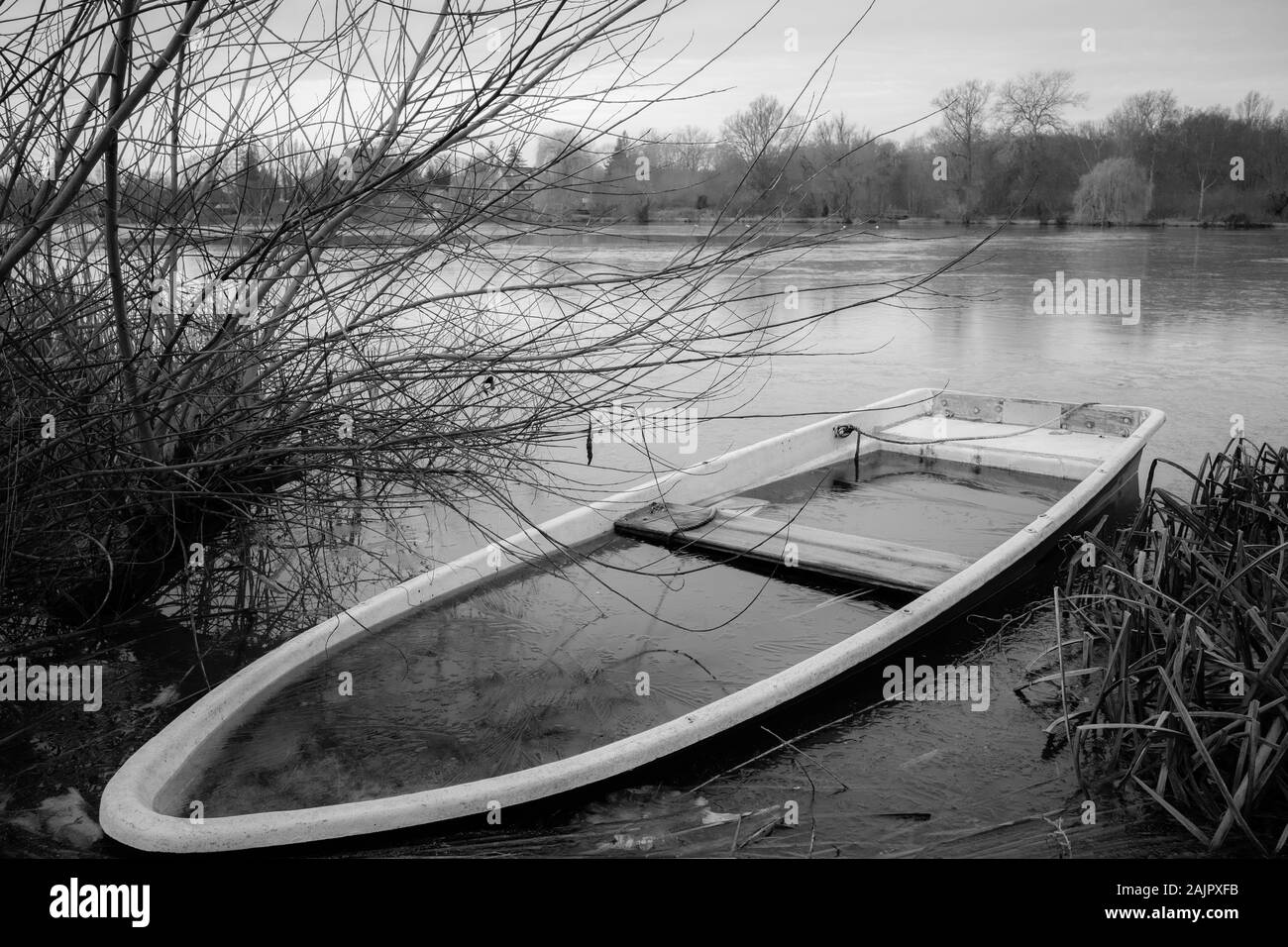 Wreck rowing boat on beach Black and White Stock Photos & Images - Alamy