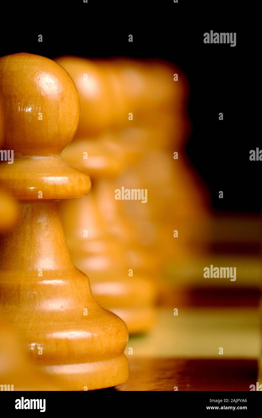 Pawns in a row hi-res stock photography and images - Alamy