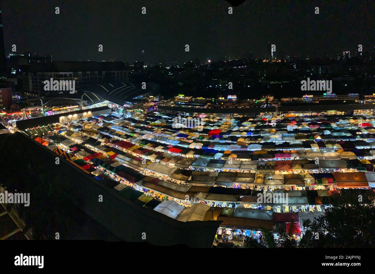 Ratchada night market hi-res stock photography and images - Alamy