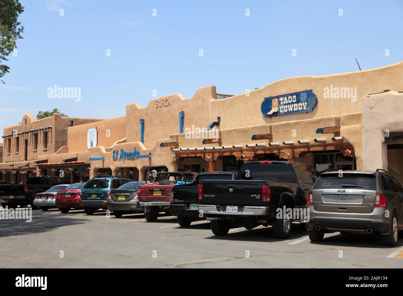 Taos Plaza, Historic District, Taos, New Mexico, USA Stock Photo - Alamy