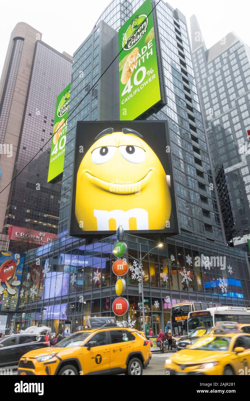 Visibility is obscured by dense fog in Times Square, NYC, USA Stock ...