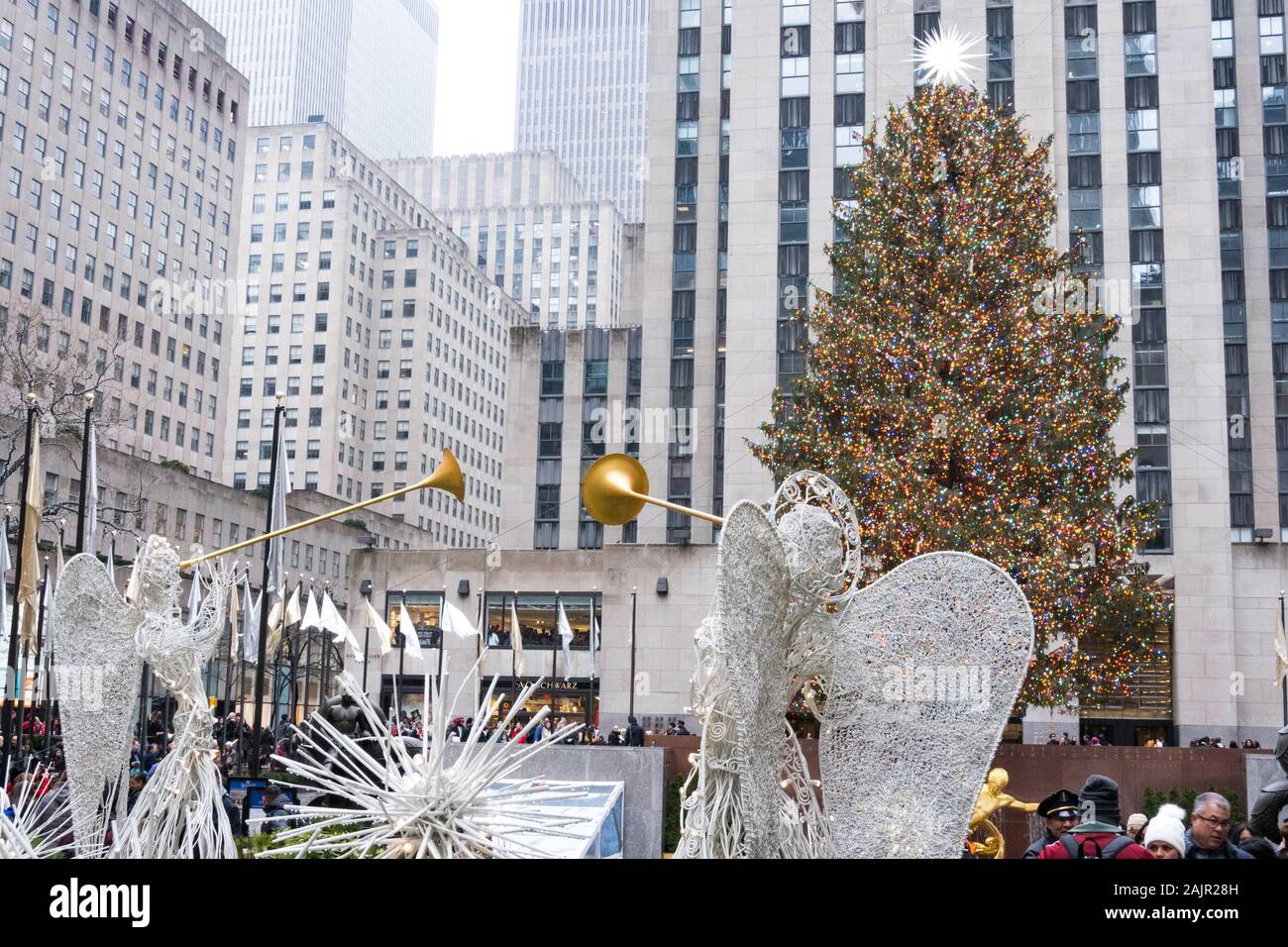Decorative christmas angels and trumpet at rockefeller center hi-res ...