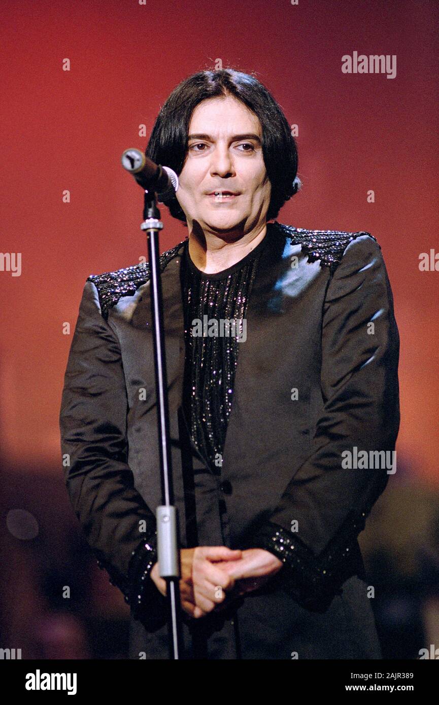 Renato zero images 1999 hi-res stock photography and images - Alamy