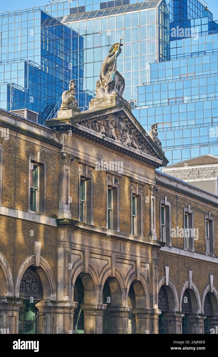 billingsgate fish market city of london Stock Photo - Alamy
