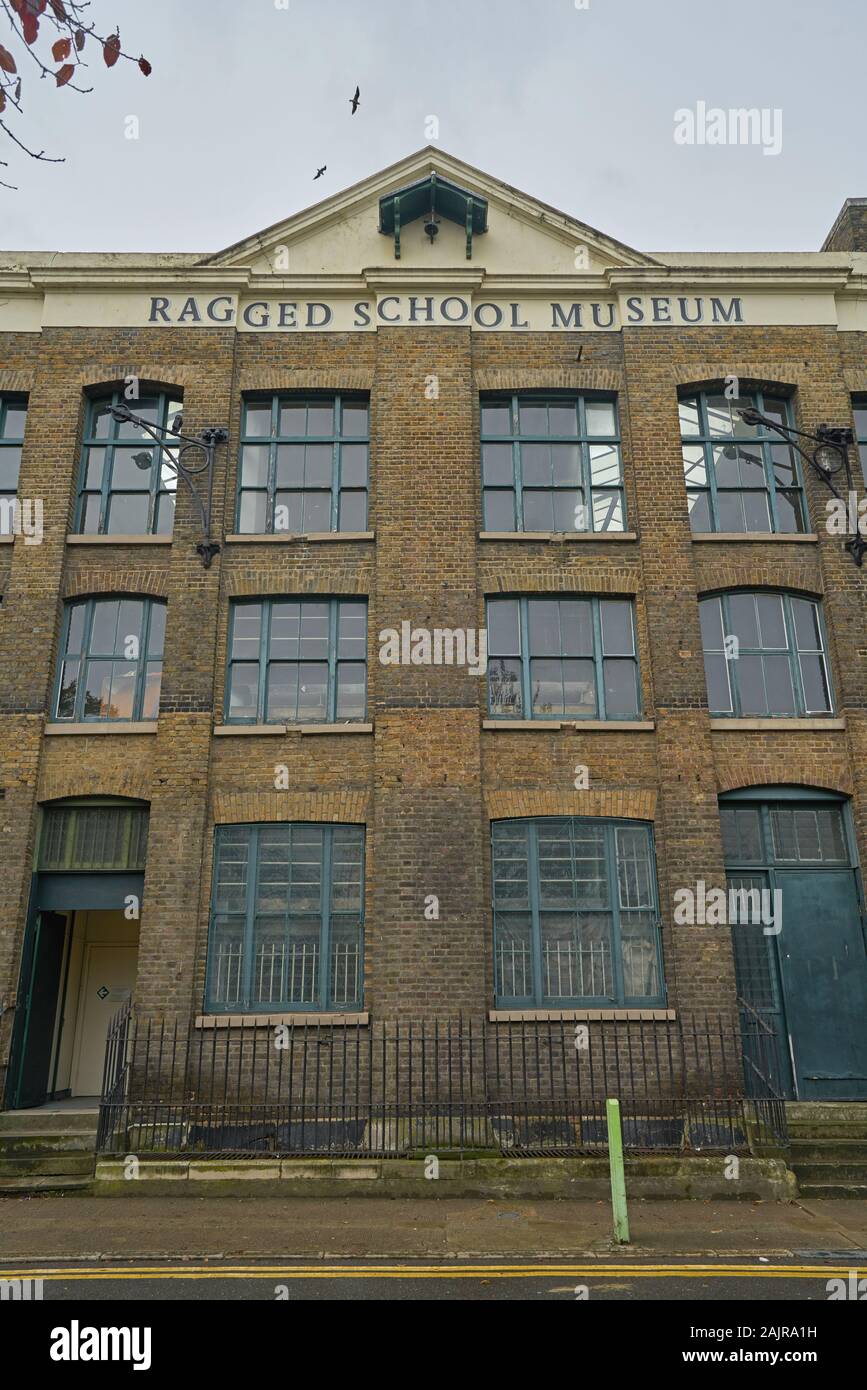 Ragged school hi-res stock photography and images - Alamy