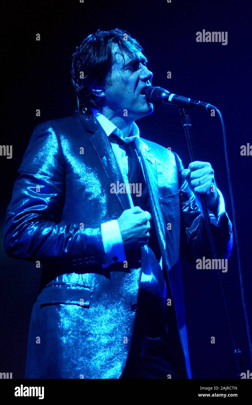 Bryan ferry images hi-res stock photography and images - Alamy
