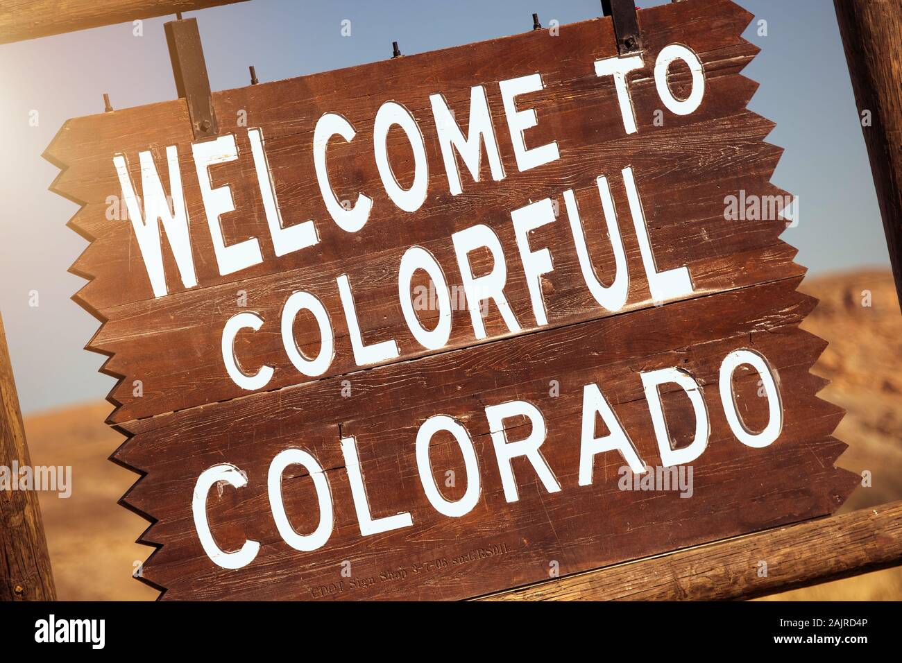 State of Colorado Wooden Welcome Sign Stock Photo - Alamy