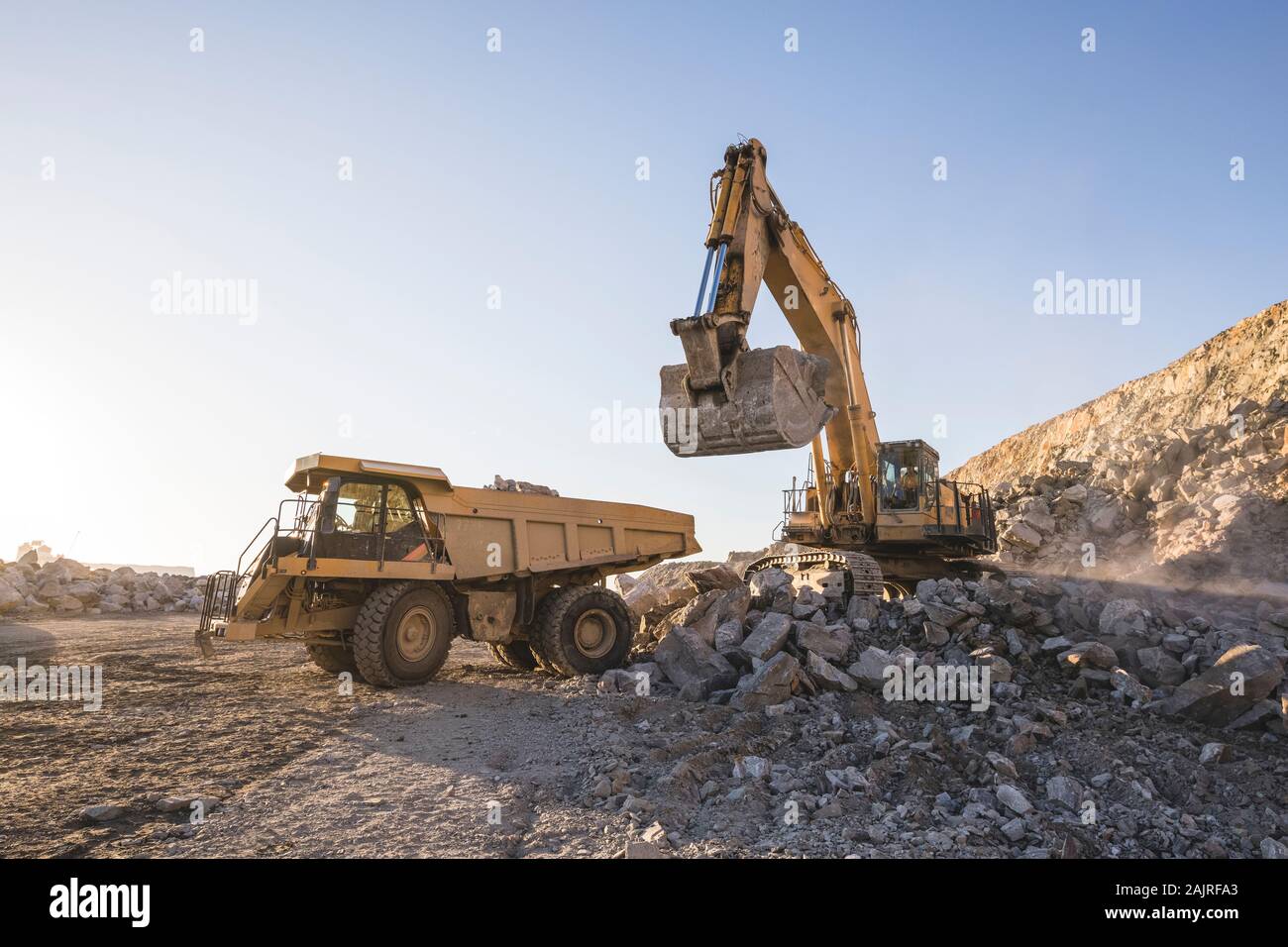 Machinery working hi-res stock photography and images - Alamy