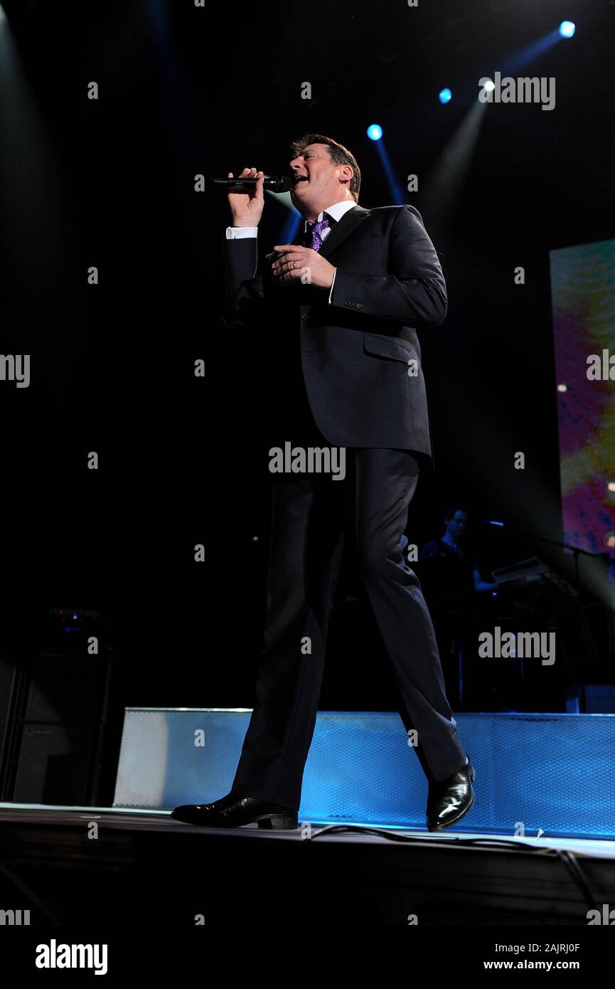 Tony hadley new romantic hi-res stock photography and images - Alamy