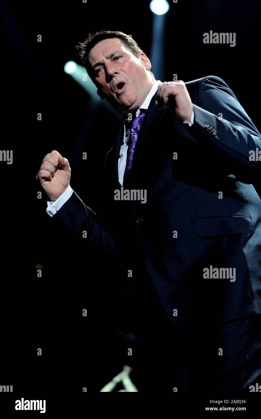 Tony hadley new romantic hi-res stock photography and images - Alamy