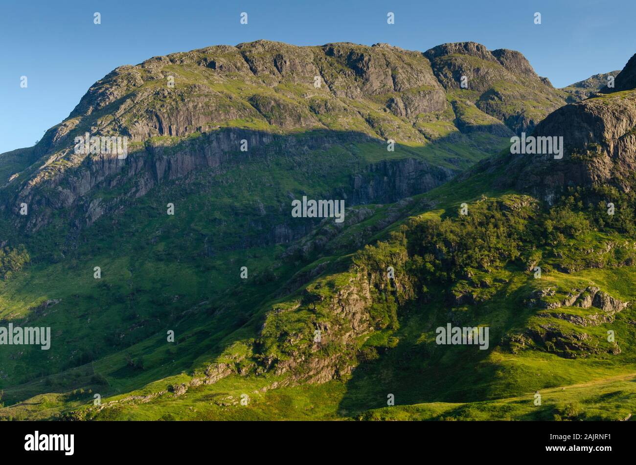 Majestic scottish highlands hiking trails hi-res stock photography and ...