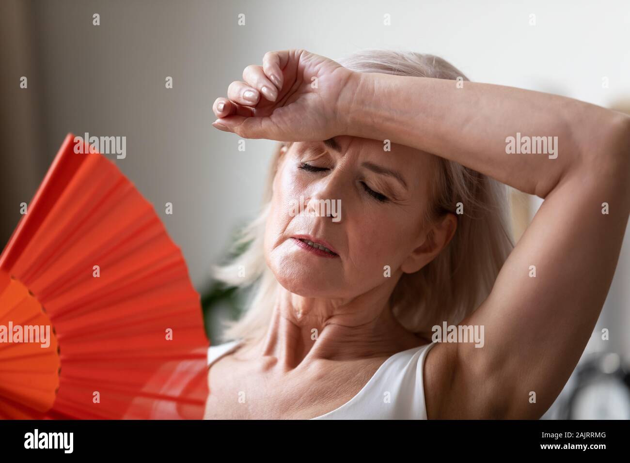 Elderly people suffering from heat hi-res stock photography and images ...