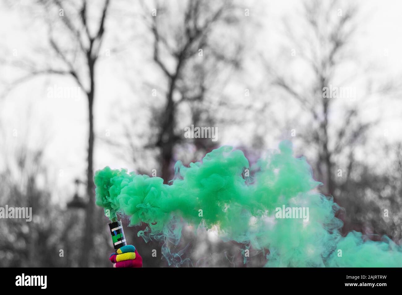 Smoke brush artwork in colour color hi-res stock photography and images ...