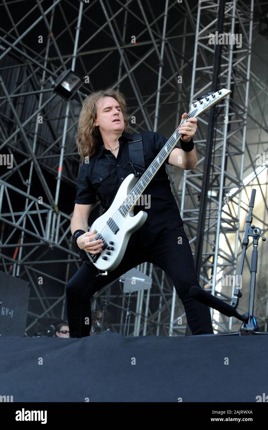 Bassist david ellefson hi-res stock photography and images - Alamy