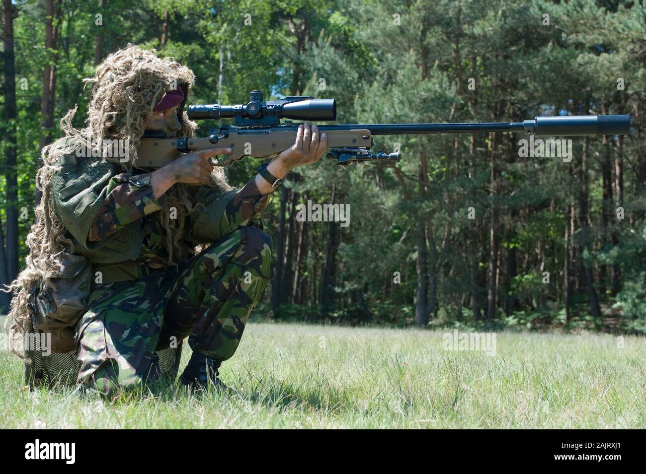 British sniper hi-res stock photography and images - Alamy