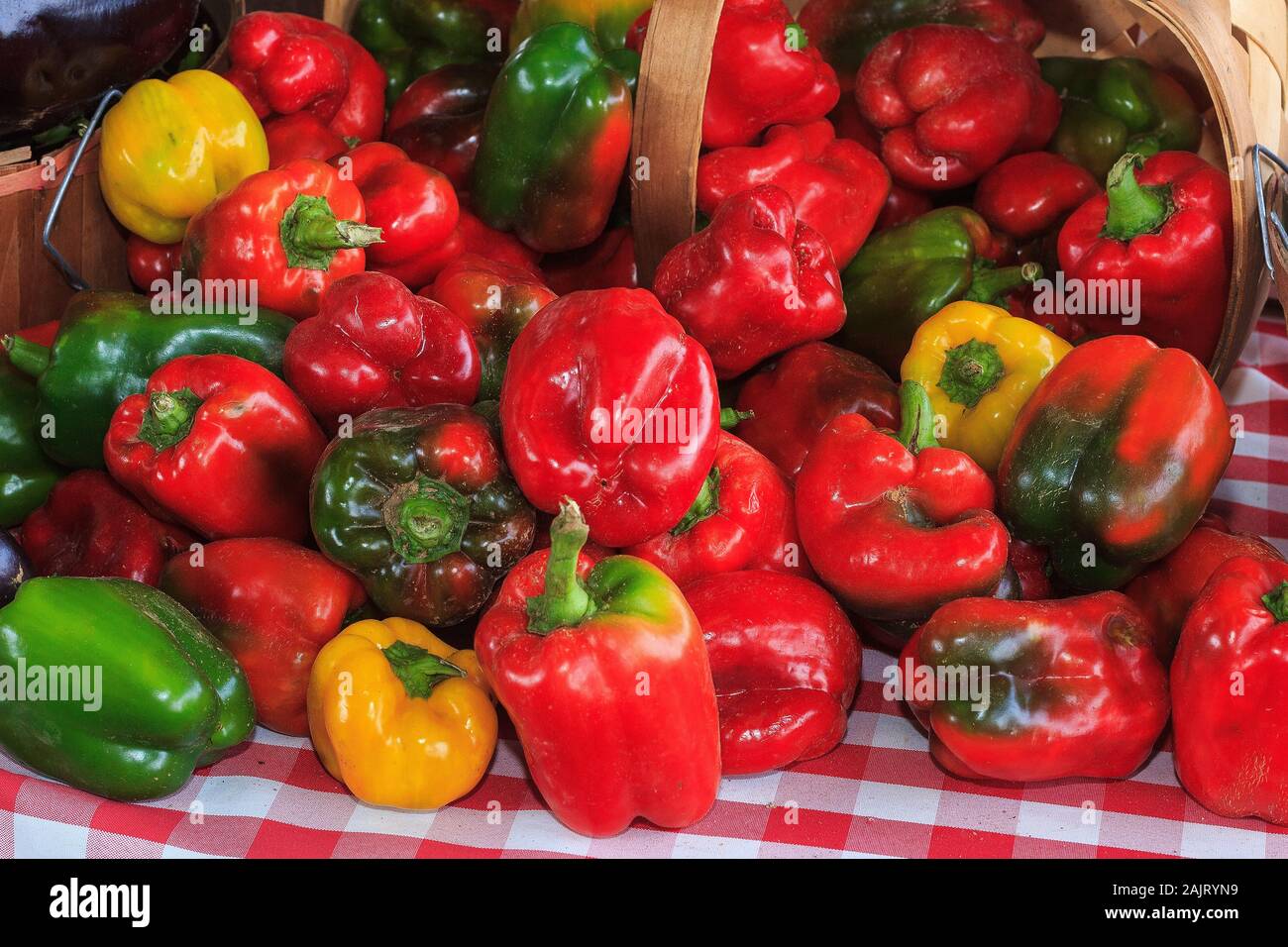 Peppers at produce stand hi-res stock photography and images - Alamy