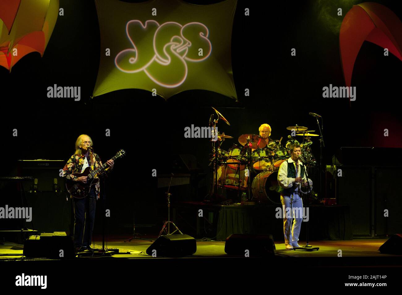 Milan Italy, 06 November 2009, Live concert of Yes at the Arcimboldi ...